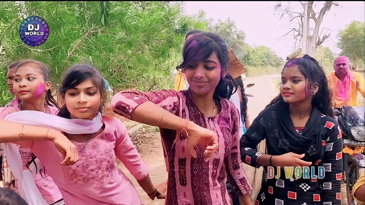 A jibanara bandhana // Balsi Ladies kirtan dance // At- Kumbhari Mandap ...