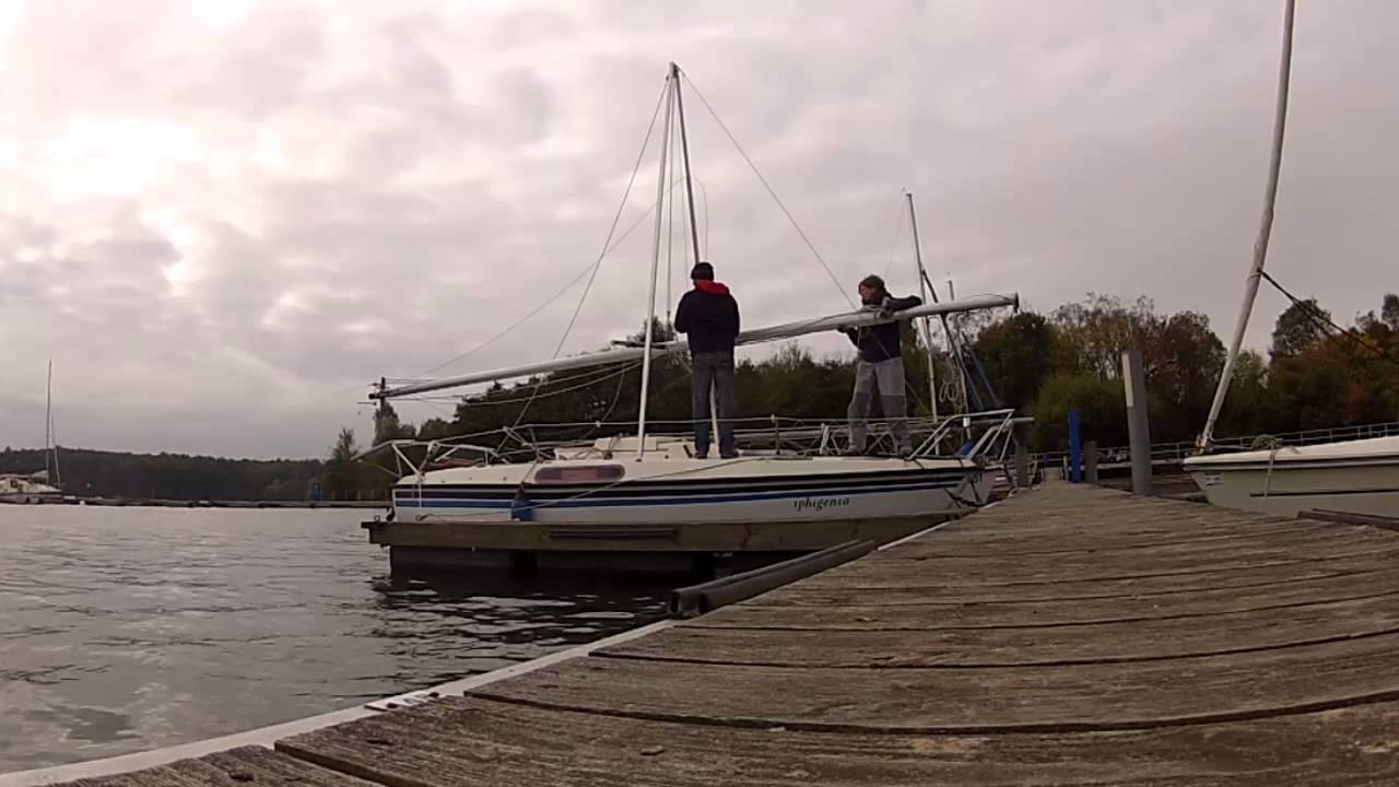 Taking the Mast down on a Kelt 620 sailing boat, - YouTube