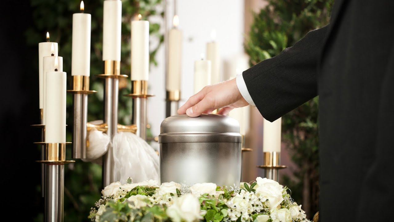 3 Unique Ways to Honor Your Loved One's Ashes - YouTube