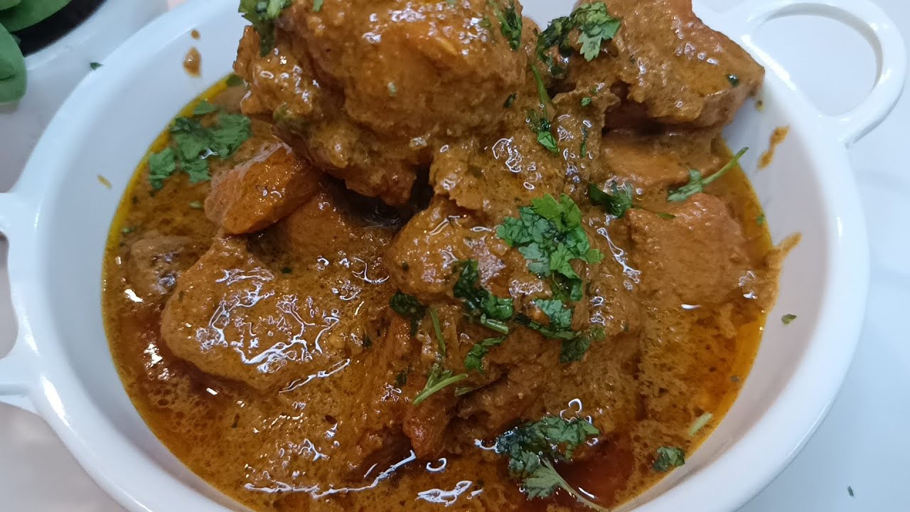 Chicken Murgh Musallam Gravy Recipe | Shadiyo wala Khushbudaar Murgh ...