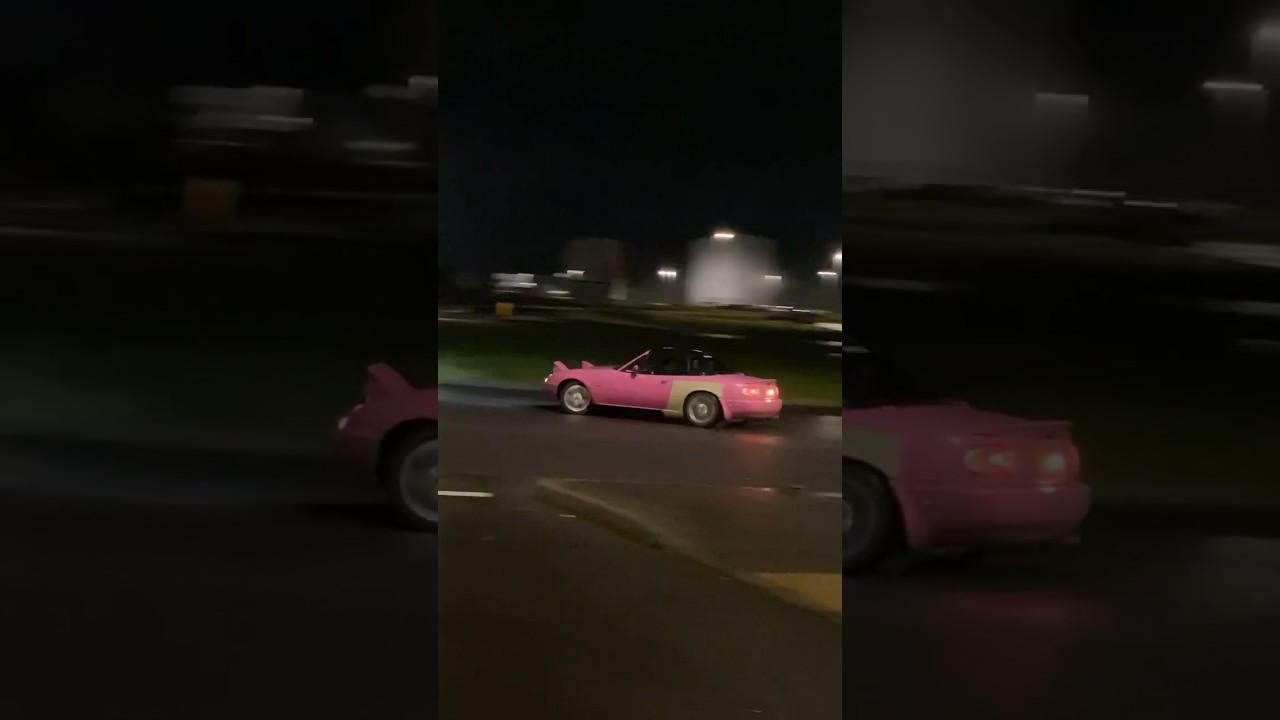 Mx5 roundabout drifting. Avonmouth - YouTube