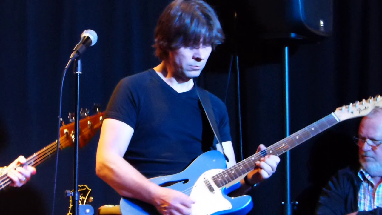 Jazz in der Fabrik feat. Gregor Hilden - People get ready - YouTube