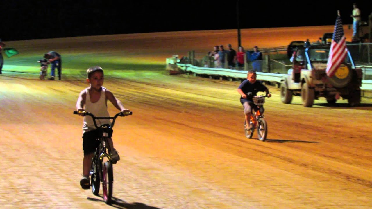 5-23-2015 6 and under Bike Race Carolina Speedway Lakeview SC - YouTube