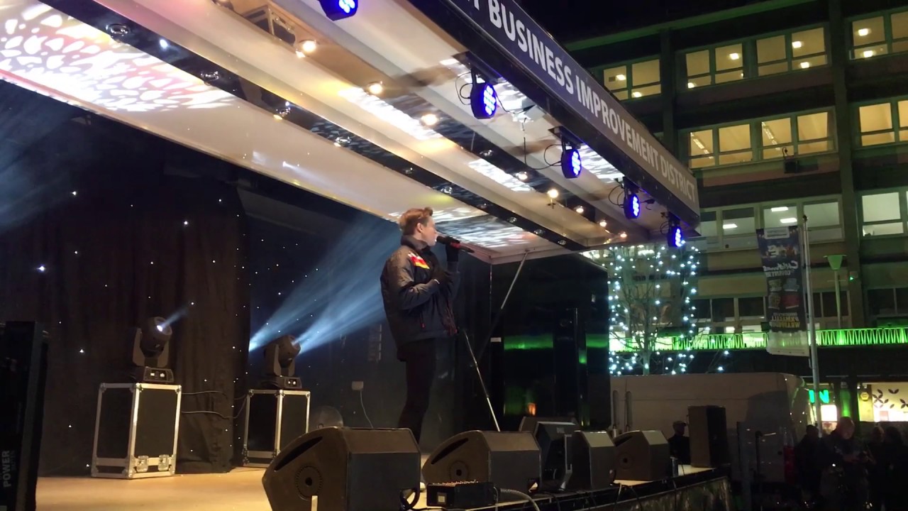 Tom Barnwell - Hold Back The River. Live at Coventry Christmas Lights ...