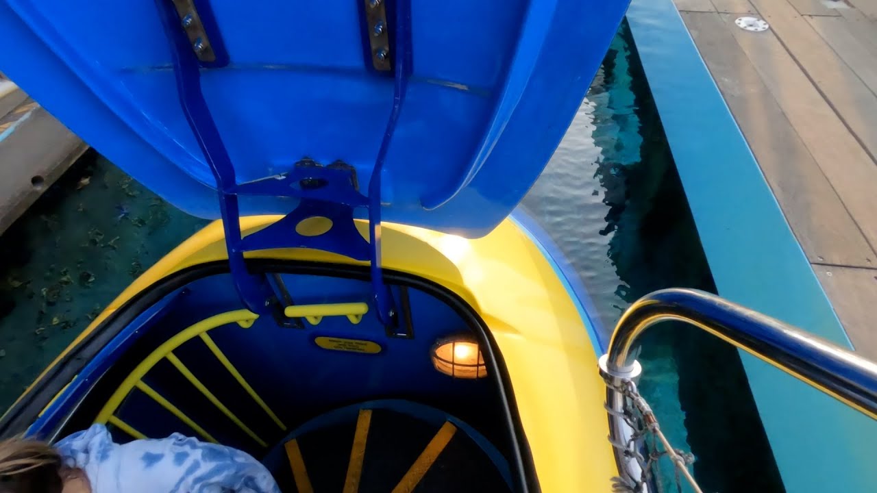 Finding Nemo Submarine Voyage | 36 Minute Wait | 10/05/22 | Disneyland ...