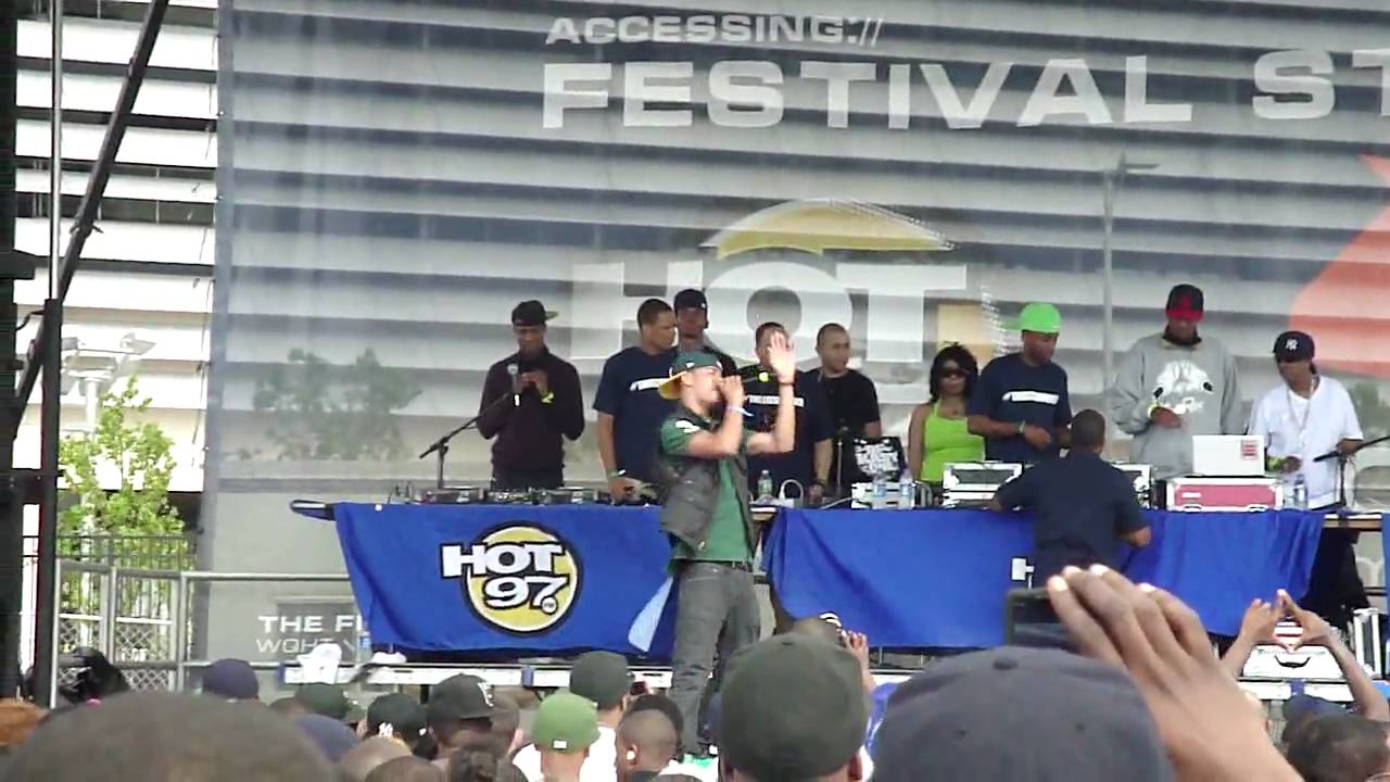 J. Cole "Grown Simba" @ Hot 97's Summer Jam 2010 Festival - YouTube