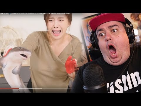 Daz Watches SosoYoung Mukbang