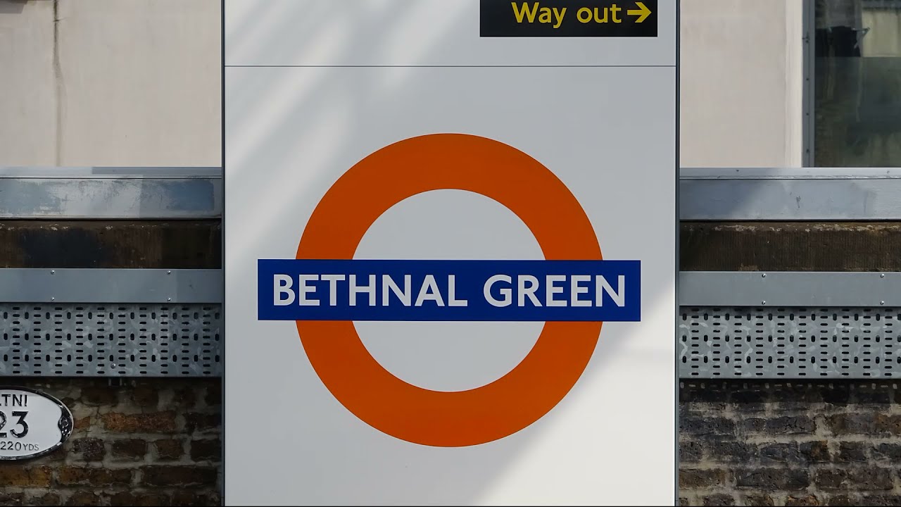 Trains at Bethnal Green station - YouTube