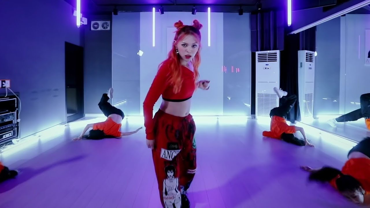 ALEXA - KITTY RUN (Official Video) - YouTube