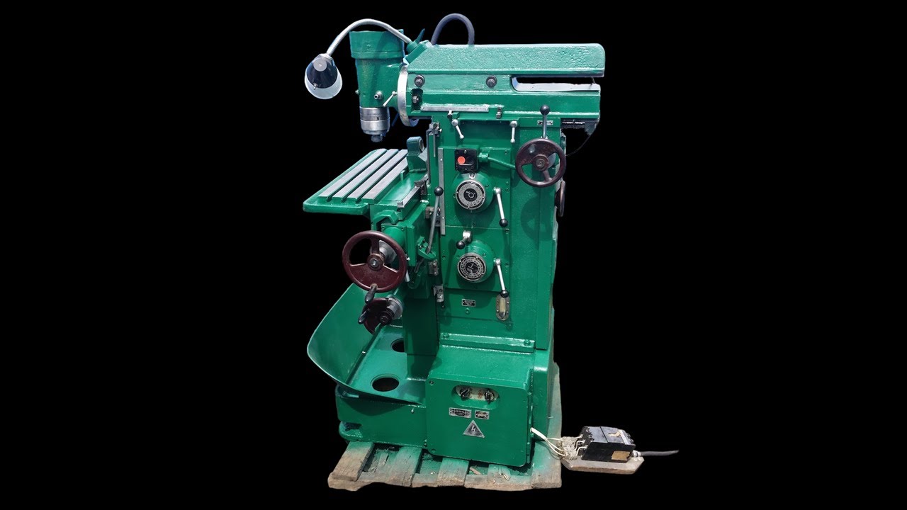 Легендарный советский широкоуниверсальный фрезерный станок / Legendary ...
