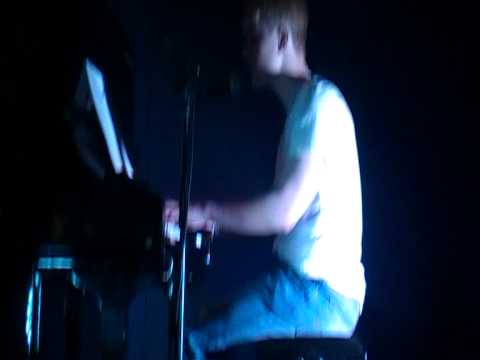 Luke Almond Live Apex - Bad Day ( Cover ) - YouTube