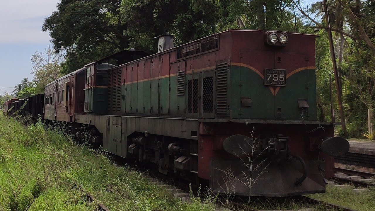 M6 795 with ballest train towards the puttlam 2023/04/02#trainlover # ...