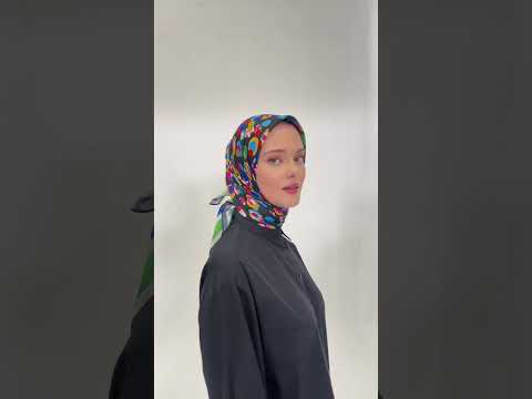 Zarafeti ve Kaliteyi Bir Araya Getiren Şal ve Eşarpları Mira İpek’te Keşfedin.