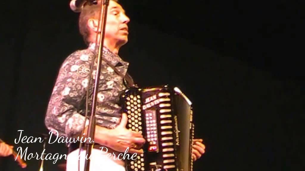 Gala de Mortagne au Perche .."Brise Napolitaine " Jean Dauvin - YouTube