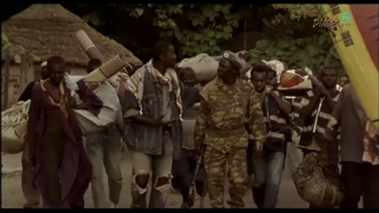 [Film] F008 - Humanitaire by Adama Roamba - YouTube