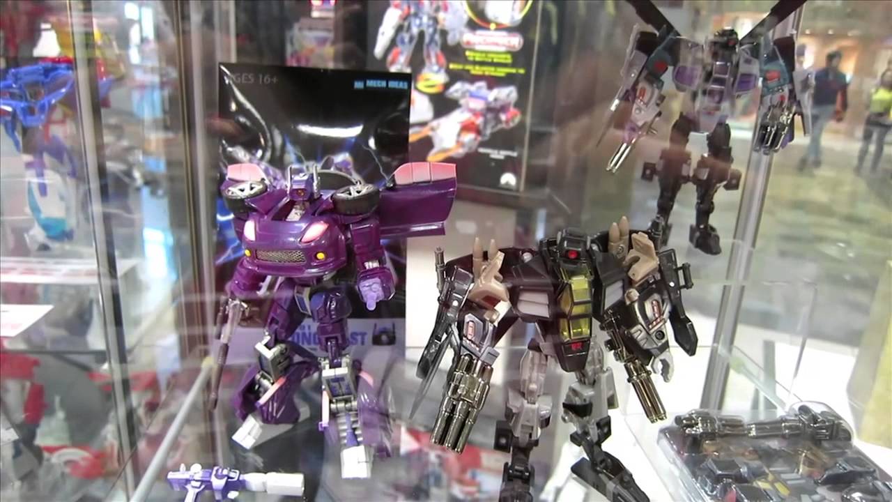 NEW Transformer display at Ages Three and Up - YouTube