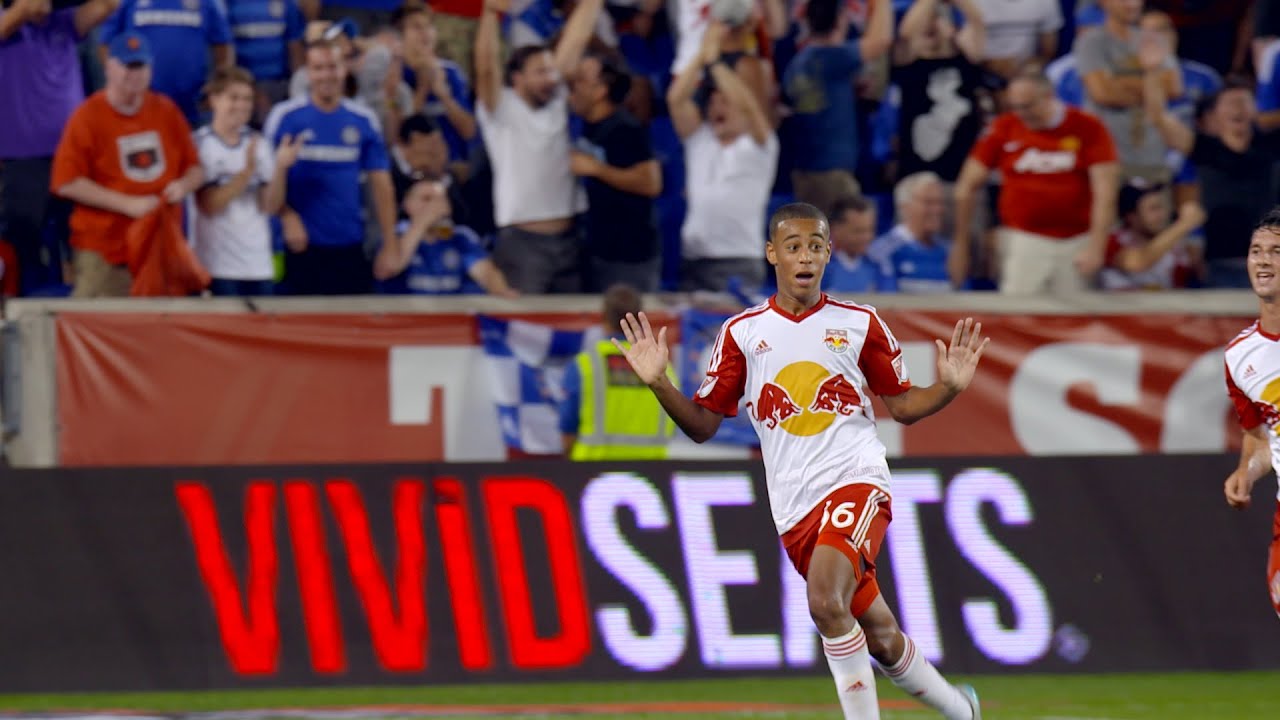 GOAL: Tyler Adams heads in the cross from Castellanos - YouTube
