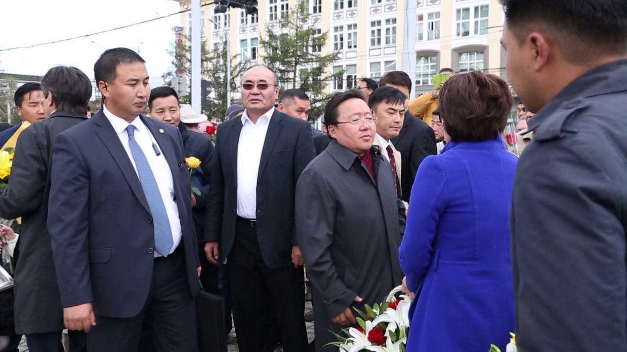 С Зоригийн хөшөөнд цэцэг өргөв Youtube