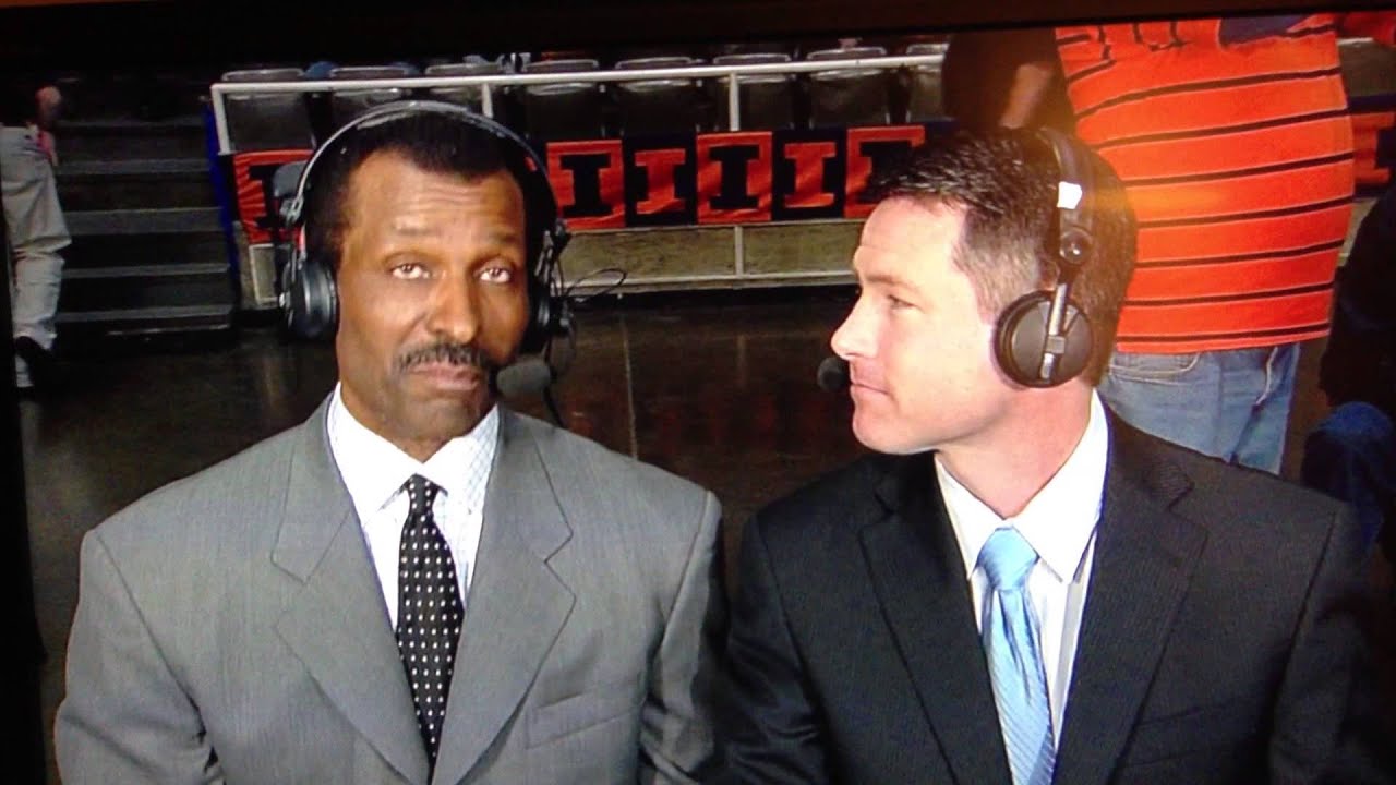 Bryan Leitch makes a Big Ten Network cameo. - YouTube