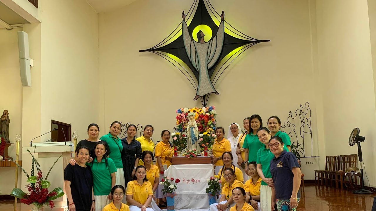 The Procession of the Blessed Mama Mary at St.Alfred Church Hongkong ...