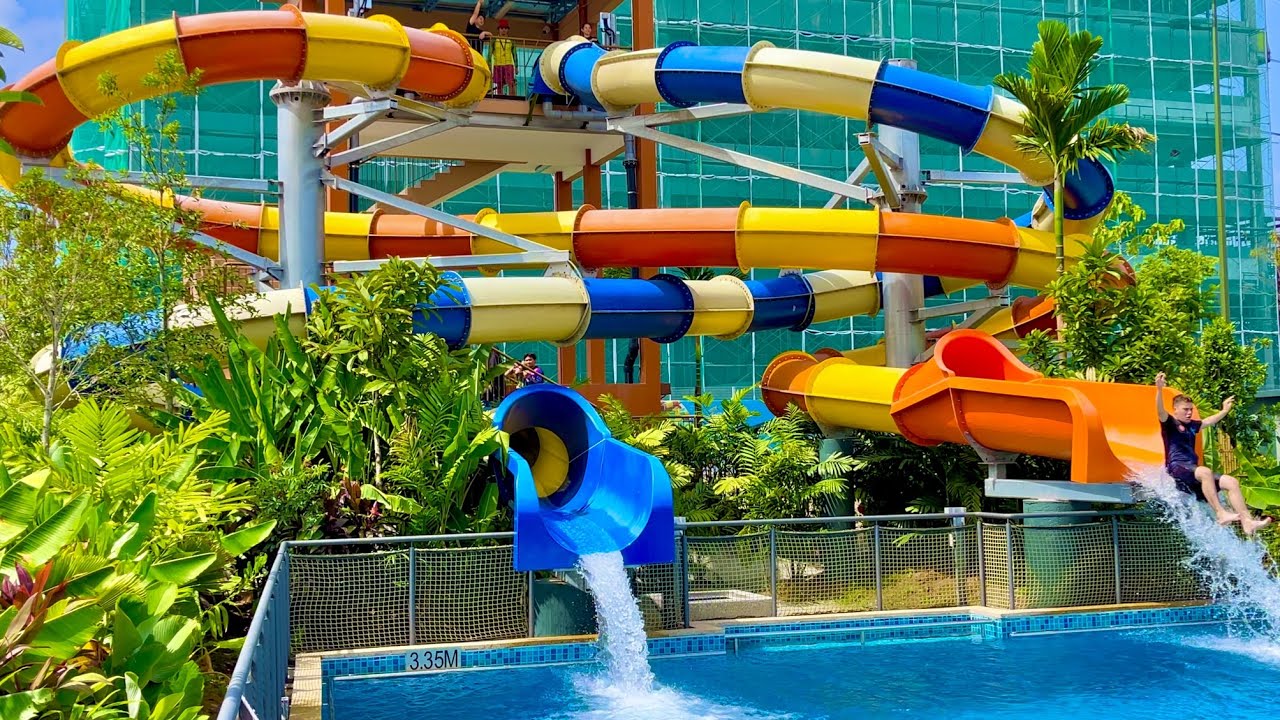 Splash into Fun: Drop Water Slide at SplashMania Waterpark, Malaysia ...