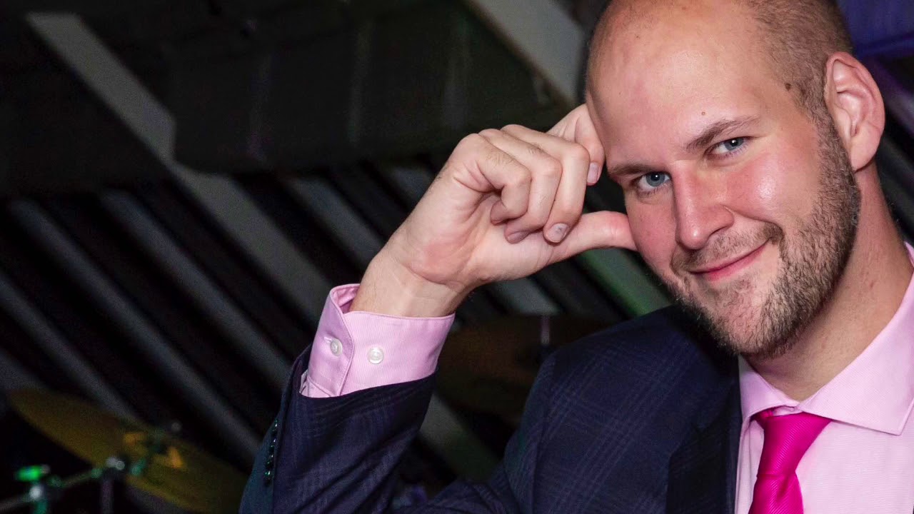 Nicholas Simpson Sings Ch’ella mi creda - YouTube