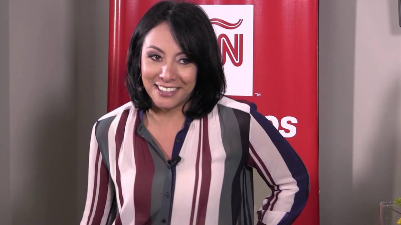 Segmento Mentores - Entrevista a Gabriela Frías - YouTube
