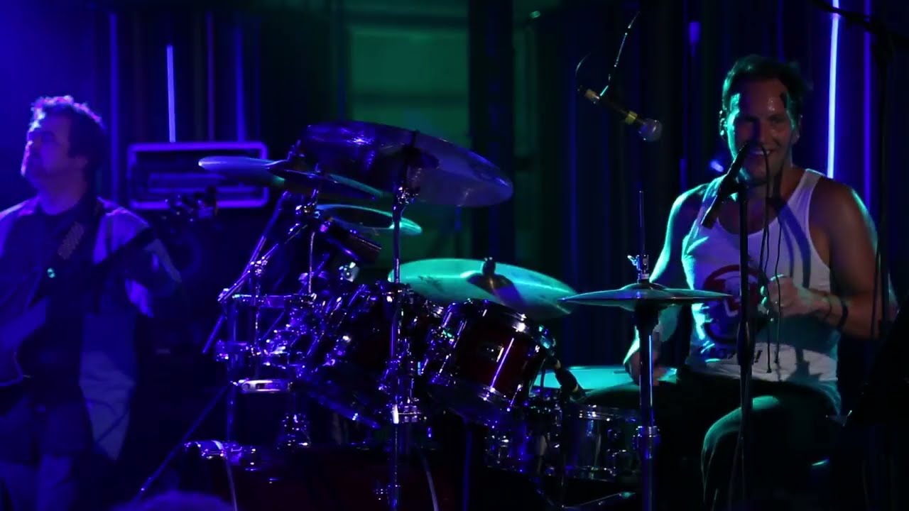 The Wilson Van covers Rio @ 3 Daughters Brewing 2014 - YouTube