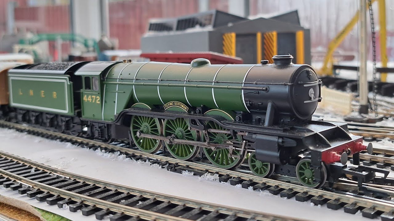 Model Railway Running Session - Hornby Flying Scotsman | Flying ...