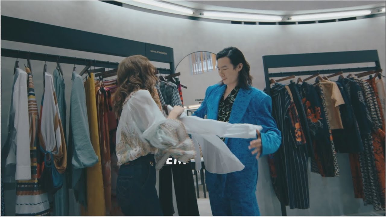 “DESIGNER LANE” Comes To Life at Gaysorn Village! - YouTube