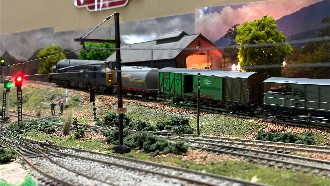 Multiple automatic model train operations using ABC shuttle units and ...