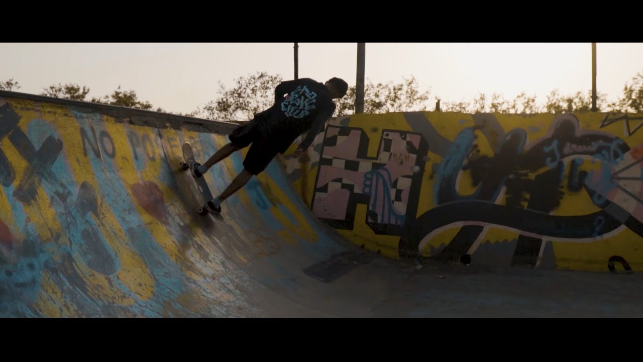 Skateboarding B-Roll Cinematic Video (Sony a6400 + Ronin SC) - YouTube