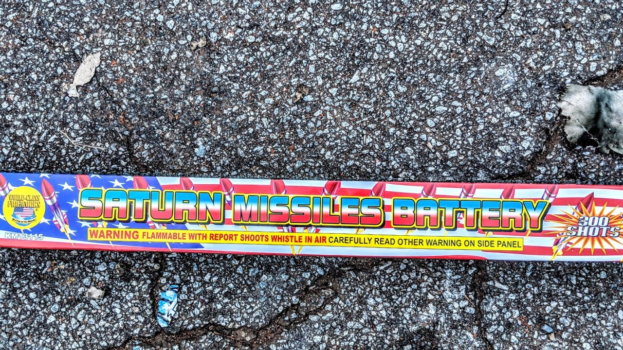 300shot SATURN MISSILE BATTERY ( World Class Fireworks) - YouTube