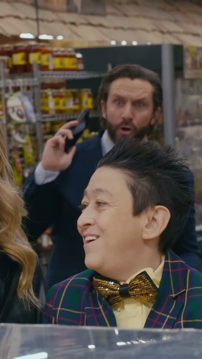 New York guy walks into Italian Deli in Boston! - YouTube