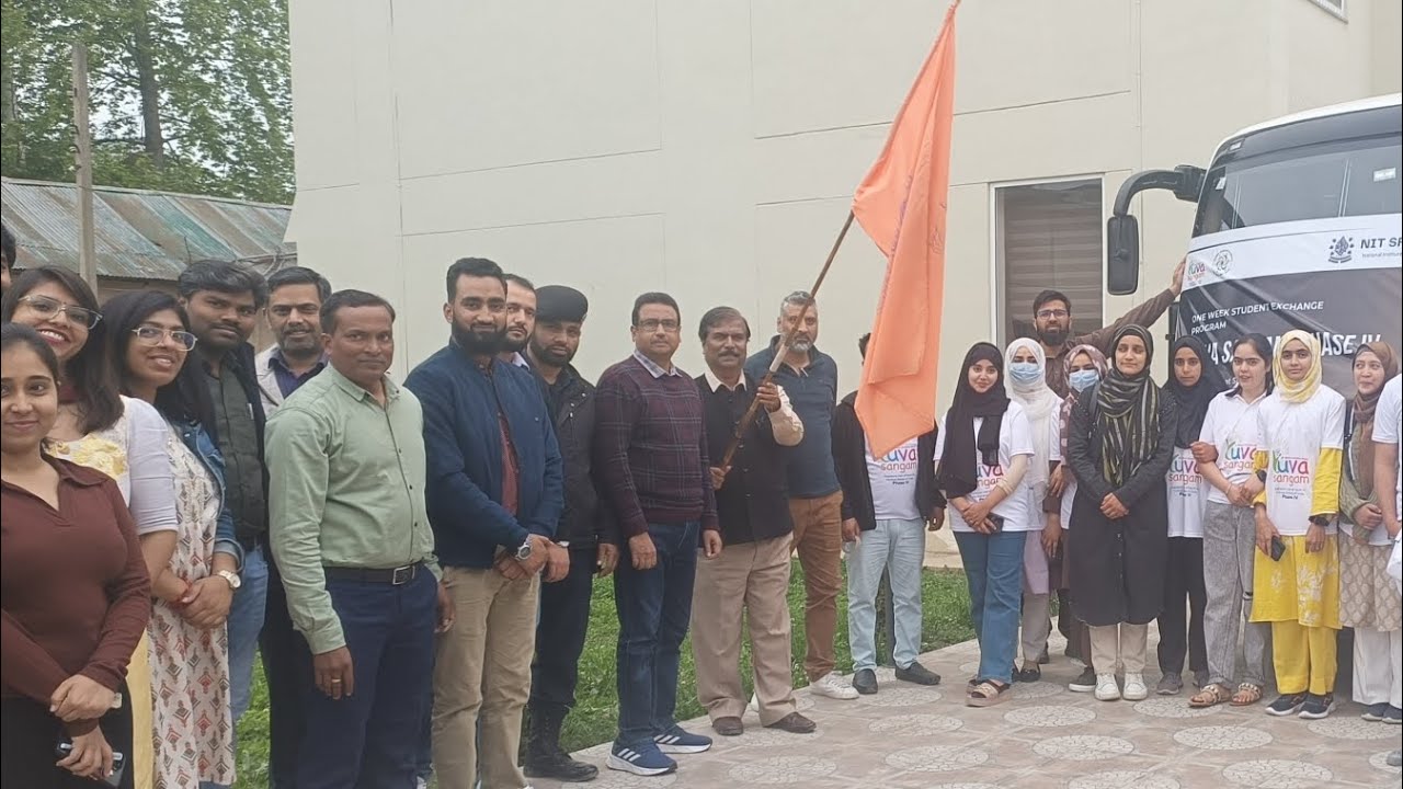Yuva Sangam Phase IV Director Flags off students at NIT Srinagar - YouTube