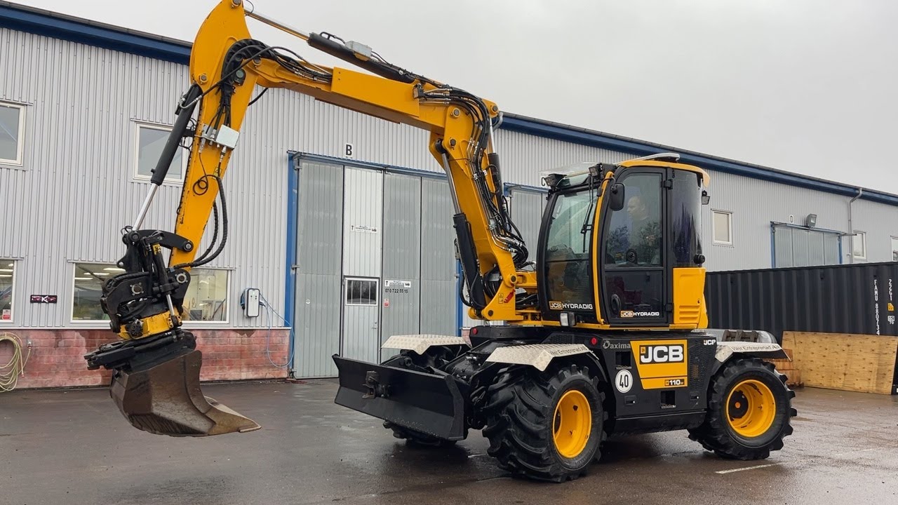 Köp Grävmaskin JCB 110 W Hydradig med 3 skopor & rotator m grip på ...