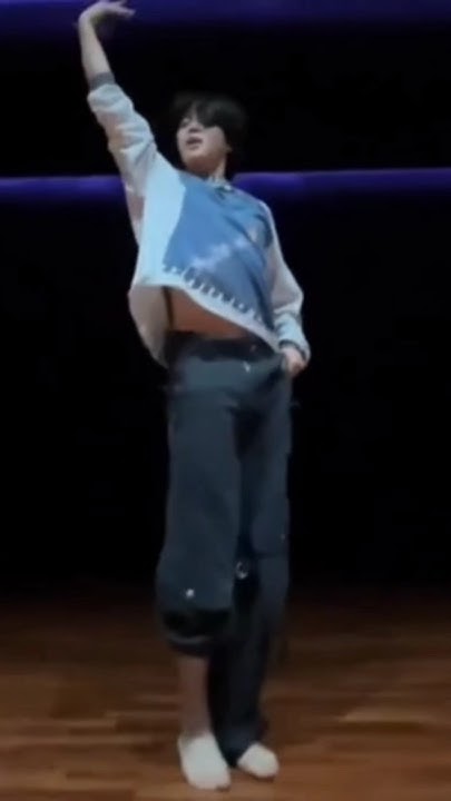 JIMIN VIRAL DANCE ON HUMMA SONG 💃🏻🎉 #parkjimin #bts #whatsappstatus #shorts #btsarmy #jimin ...