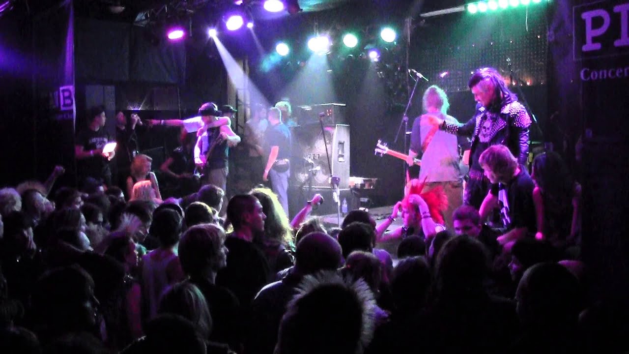 Discharge - Live in Moscow 2013 (part 2) - YouTube