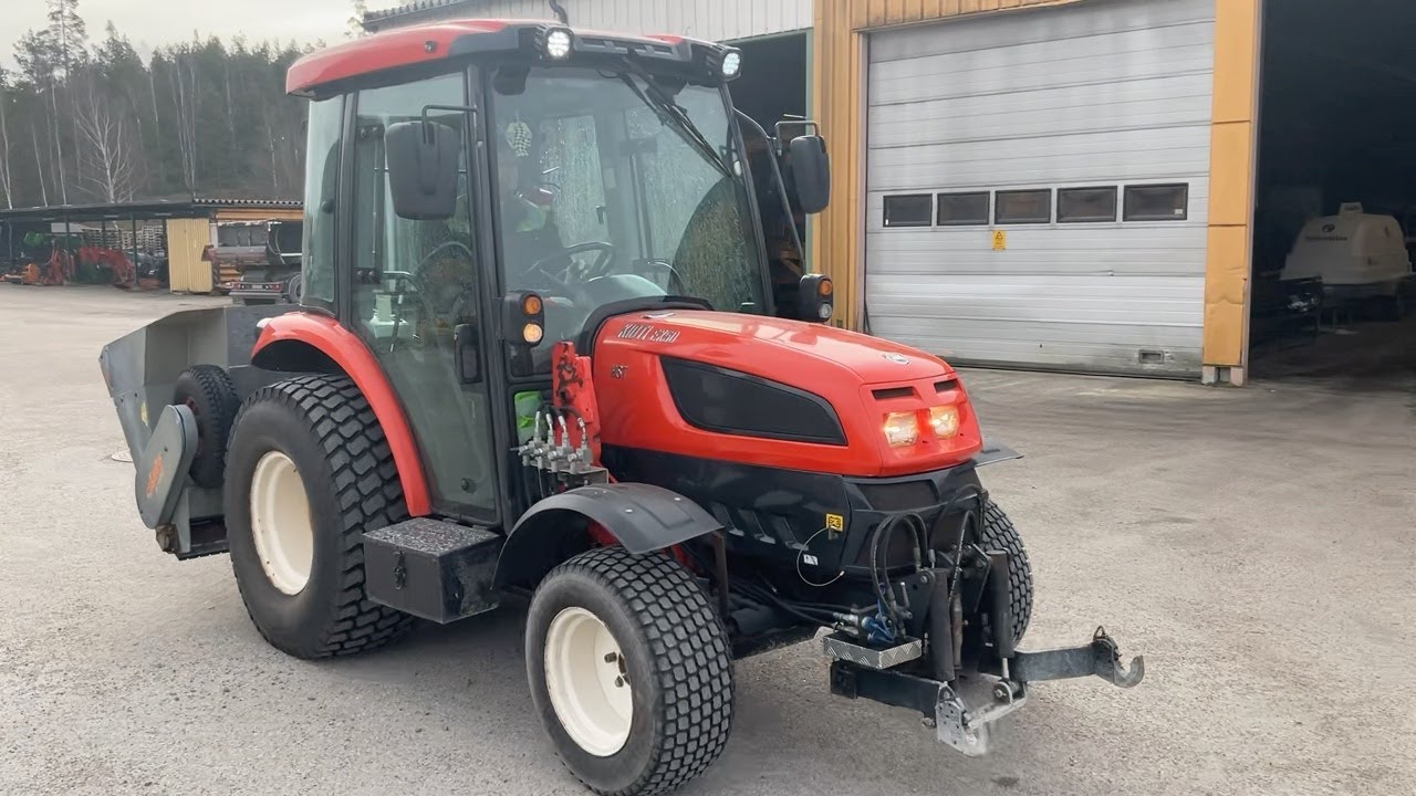 Köp Traktor Kioti EX50 HST på Klaravik - YouTube