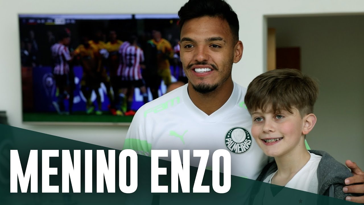 GABRIEL MENINO REALIZA O SONHO DE ENZO - YouTube