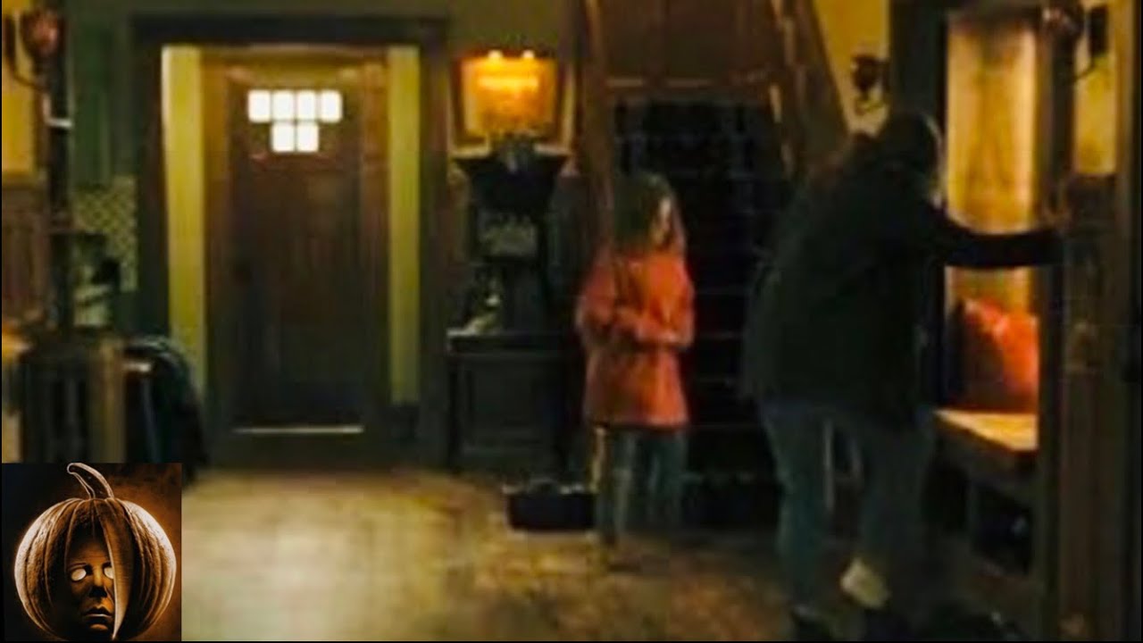 Hereditary Annie Forces Charlie to go the Party (2018 Movie) Toni ...