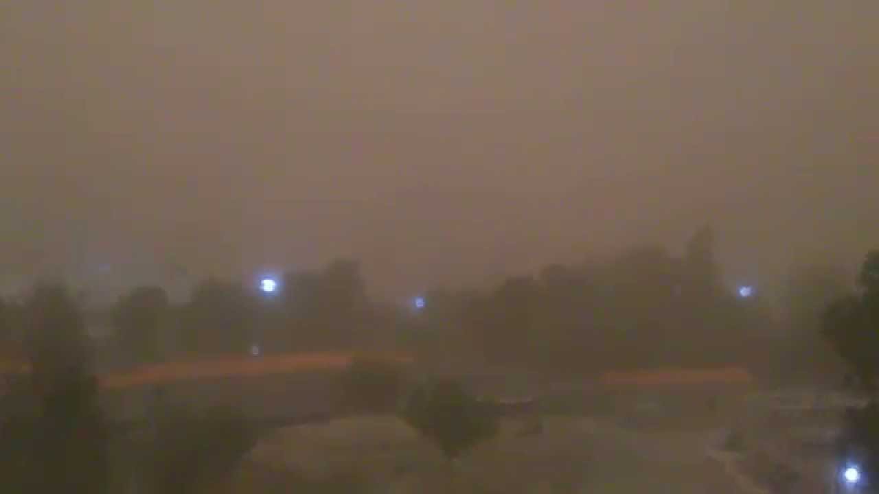 The first and most bizarre sandstorm in Tehran(Iran) - YouTube