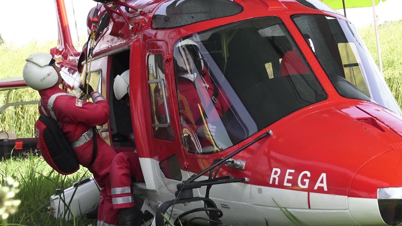 Unbelievable detailed Giant RC Helicopter Agusta AW109K2 REGA Scale ...