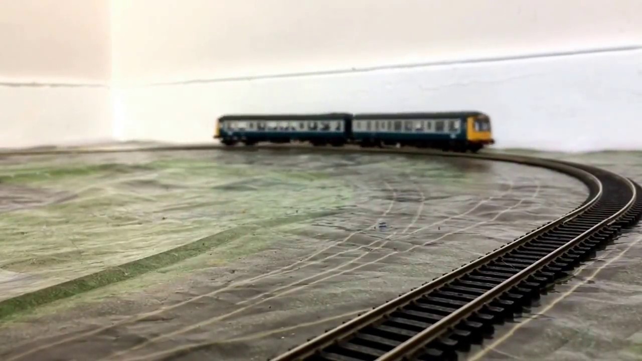 Bachmann BR Class 108 passes - YouTube