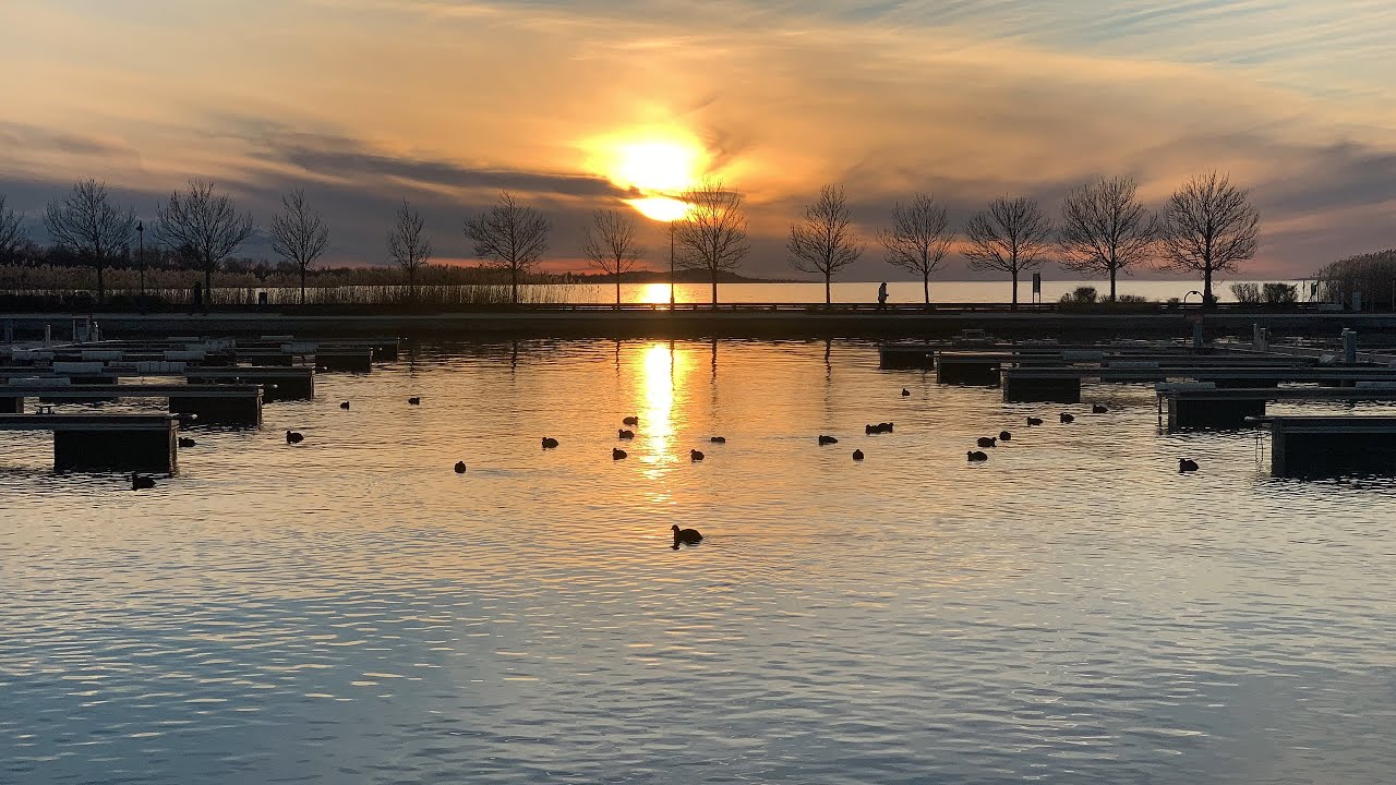 Balatoni naplemente 🌅 február elején - Balatonszemes - YouTube