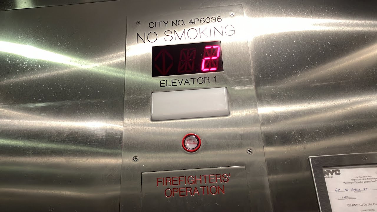 Schindler 300A (mod. Unknown) Hydraulic Elevator at Target (Austin St ...