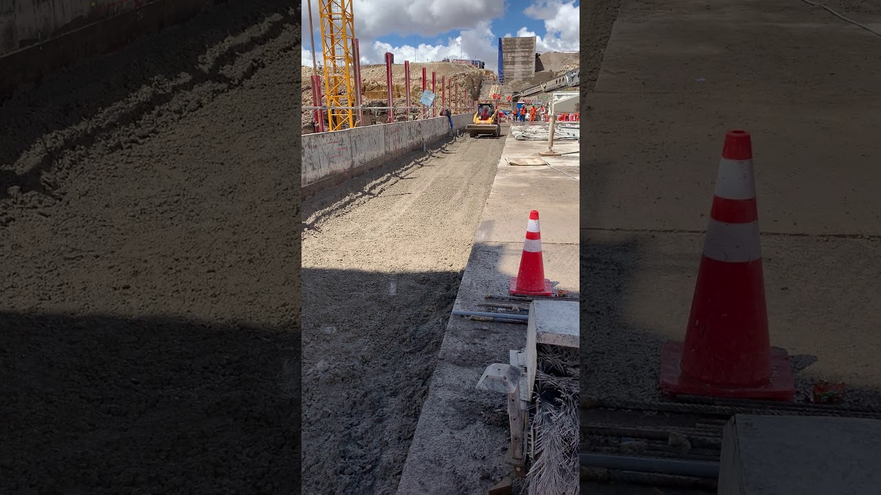 Compactación de hormigón (concreto) en presa CCR (Concrete Compacted ...