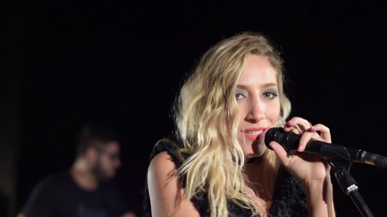 Llegaste tu - Sofia Reyes / Jordana (Live Session) - YouTube