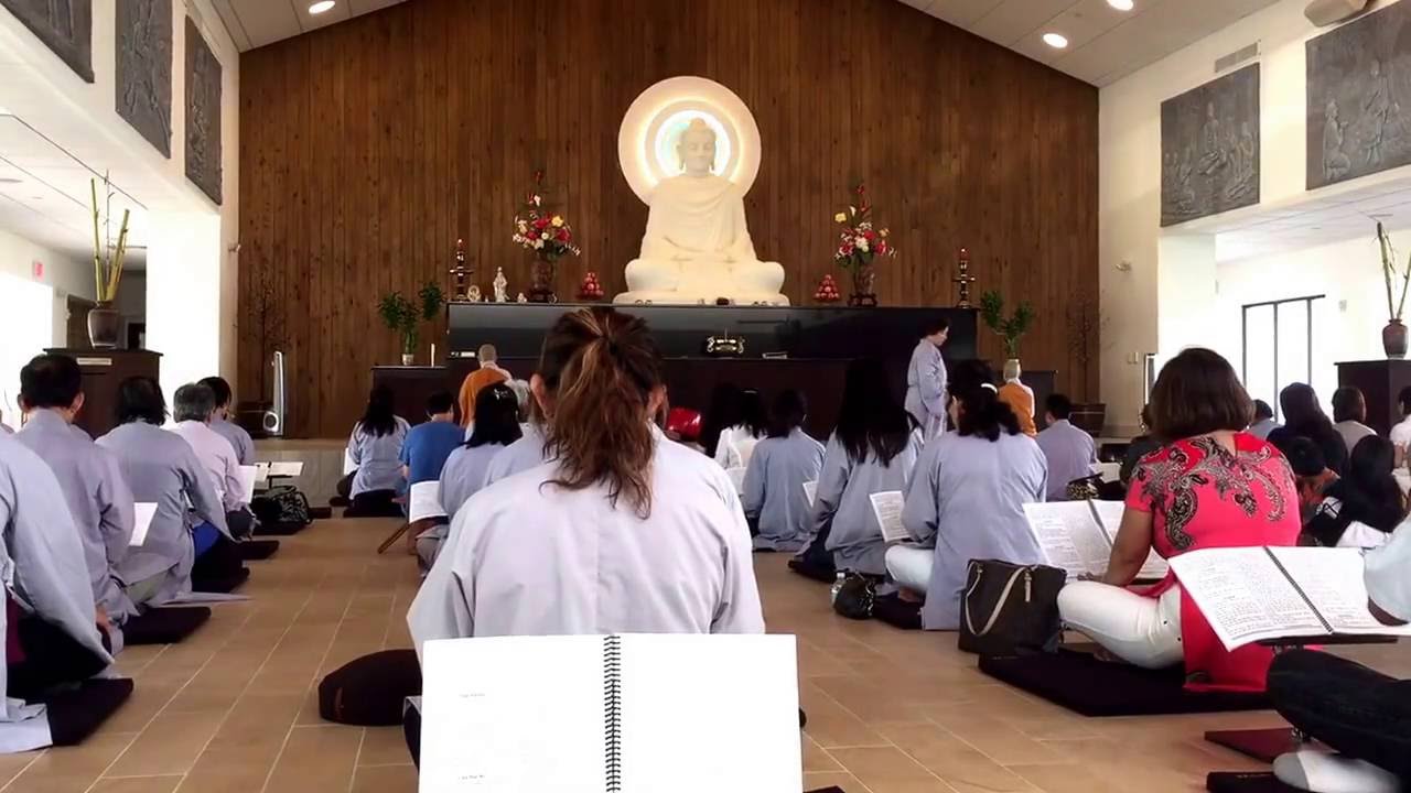 Chua Phap Vu on Dean in Orlando Florida - YouTube