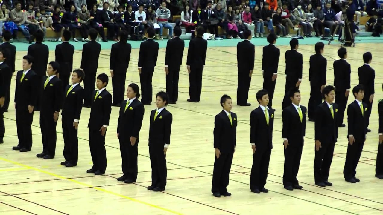Bizarre Japanese Marching - YouTube